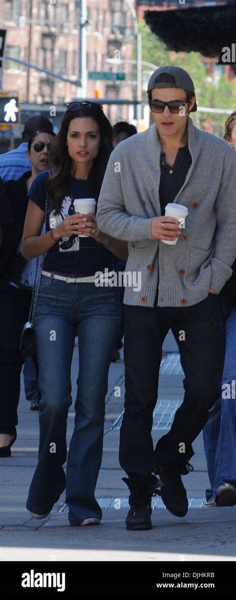 Paul Wesley Wife In Vampire Diaries