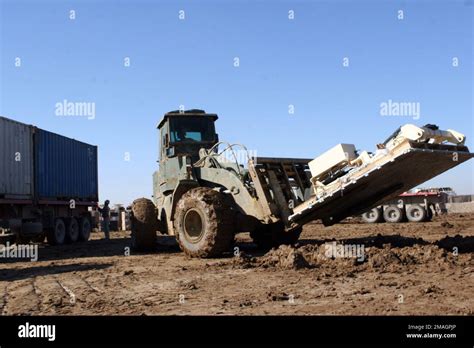 070103 M 4937g 126 Subject Operationseries Iraqi Freedom Base