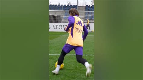 Modric Trivella Ball Youtube