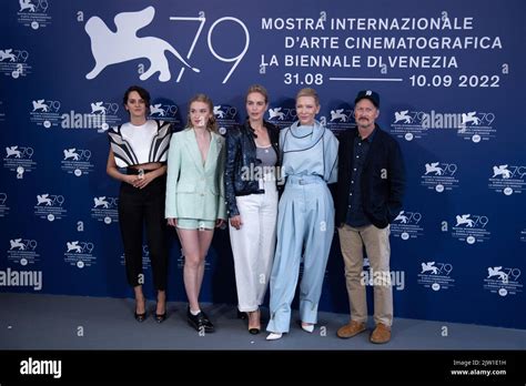 Noemie Merlant Sophie Kauer Nina Hoss Cate Blanchett Todd Field