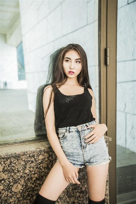 Asian Street Style