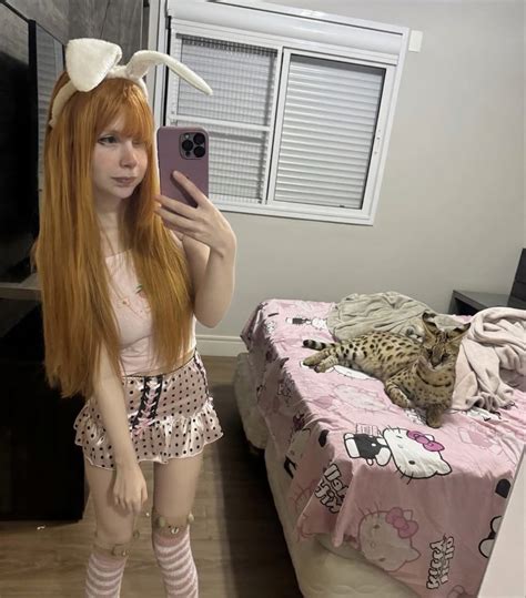 Mel Waifumelsz Posts X