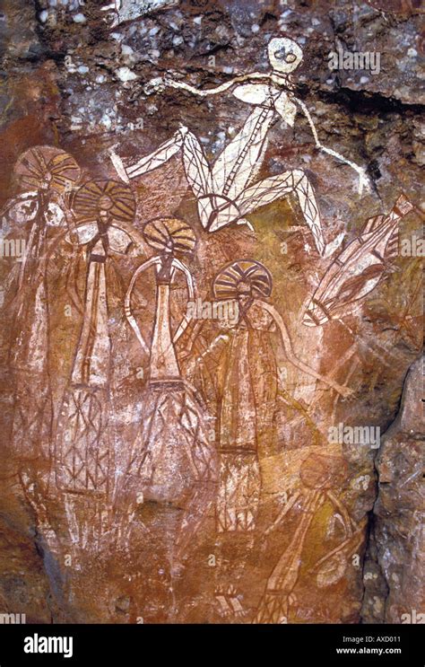 Lart Rupestre Aborigène à Labri De La Foudre Femme Anbangbang Kakadu Nt Photo Stock Alamy