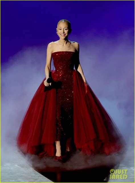 Ariana Grande 2025 Ariana Grande Age Wvpox
