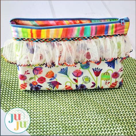 Best In The Hoop Bag Projects Embroidered Totes Zipper Pouches And T