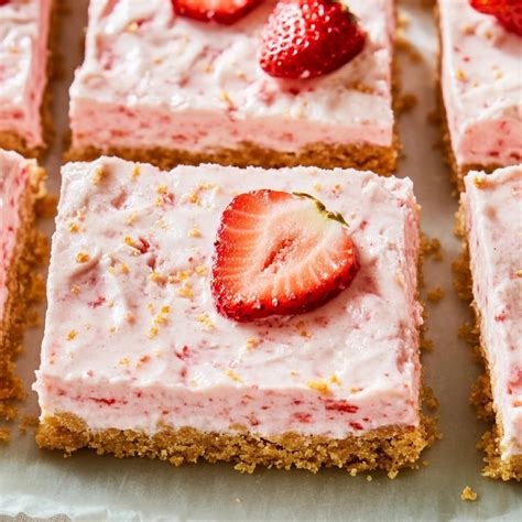 Strawberry Cheesecake Bars Cooking Leader