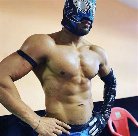 Crixus Cmll R Wrestlewiththepackage