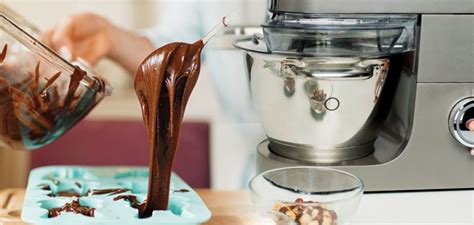 How To Use Chocolate Fountains Complete Guide Chocolatiering Diy