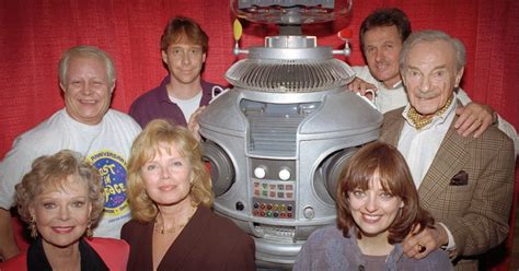 June Lockhart Iconic Actress Of Lassie And Lost In Space Passes Away At 100 Archyde