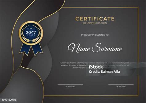 Bisnis Modern Hitam Putih Dan Emas Sertifikat Prestasi Template Dengan