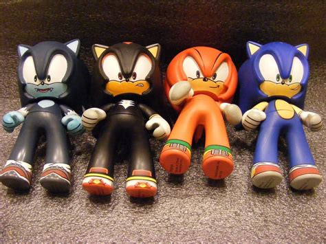 Jazwares Sonic The Hedgehog Vinyl Figure Lot Of 4 Toys R Us Exclusive