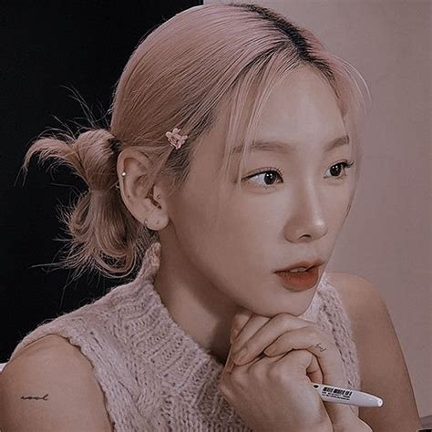 Taeyeon Aesthetic Icon Pearl Earrings Earrings Jewelry