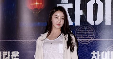 T포토 정유미 노출 없어도 섹시 그 자체차이나타운