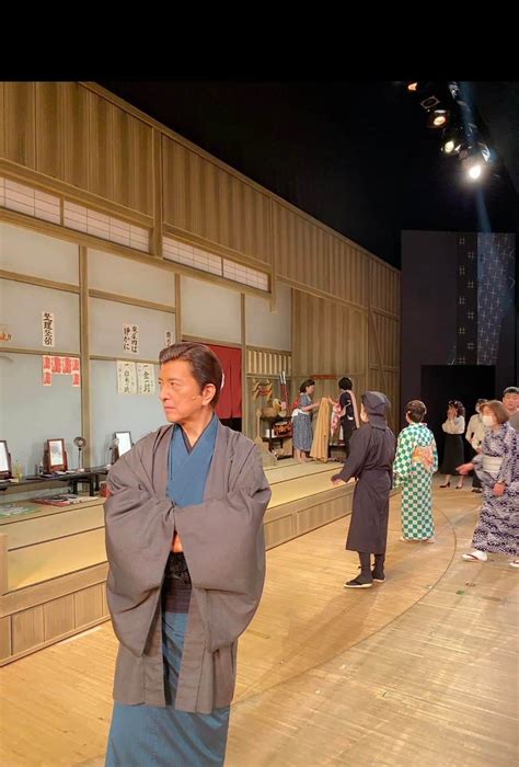 榎木孝明さんのインスタグラム写真 榎木孝明instagram「いよいよ明日28日は「泣いたらあかん」の初日です。話は戦前、戦中、戦後に渡る激動の時代ですが、今の時代に忘れられつつある