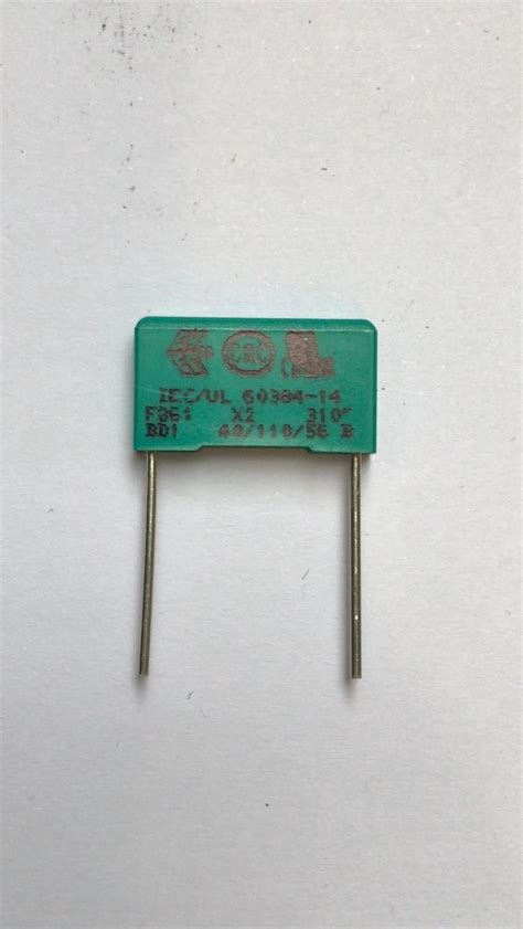 68NF 400V RM:15 POLYESTER KONDANSATÖR - Ulutaş Elektronik