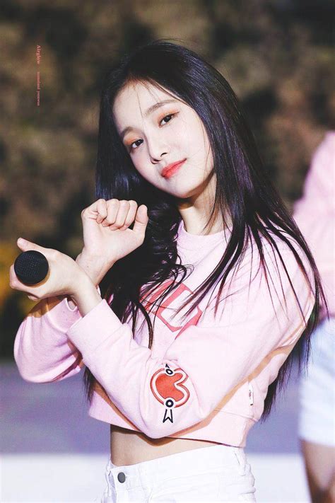Yeon Woo Momoland Wallpapers Wallpaper Cave