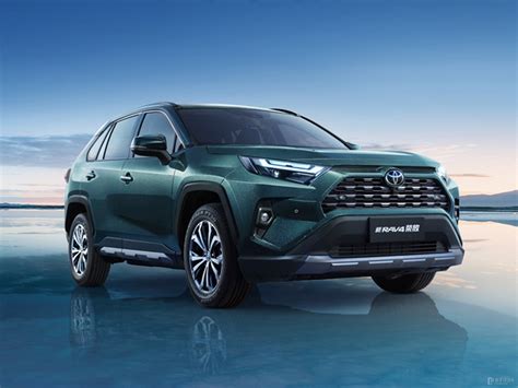 Rav4荣放外观实拍高清大图 Rav4荣放 2024款 2 0l Cvt四驱探险旗舰版米兰卡其色第1张图片大全 太平洋汽车