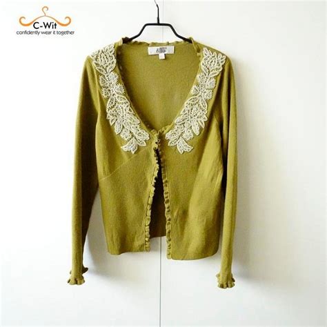 一元起標～當 我 們 在 衣 起c Wit＊╯全新專櫃流行秀繡珠珠設計針織小外套l Yahoo奇摩拍賣