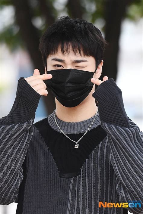 1997 X 1998 — Cr Overlay With Moonbin