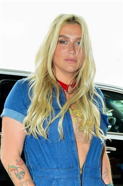 Kesha Sexy 32 Photos Thefappening