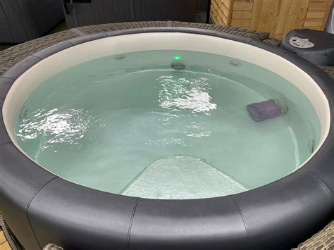Refurbished Softub T300 Resort 5 6 Person Of The Three Softub Sizes