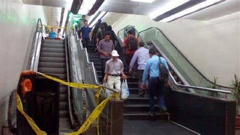 رنجش مسافران ایستگاه متروی میرزای شیرازی از خرابی مداوم پله برقی