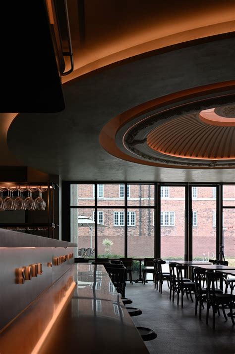 Yinjispace Met Creative Brand X Overlaps Restaurant