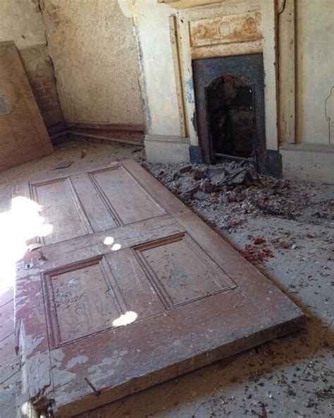 Premium Photo Old Building