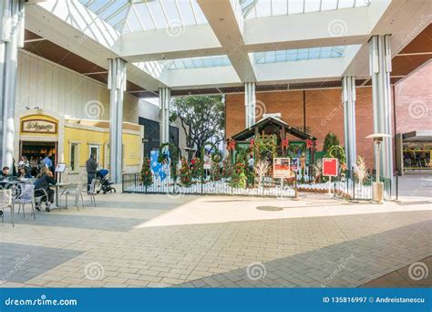 December 7 2017 Palo Alto Ca Usa Santa Photo Opportunity At