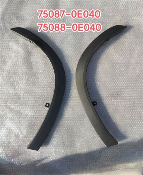 Toyota Highlander Wheel Opening Molding 75088 0e030 75087 0e030