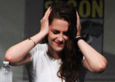 Kristen Stewart Says New Twilight Sex Scenes Are Racier Than Ever We Blush Yahoo Sports