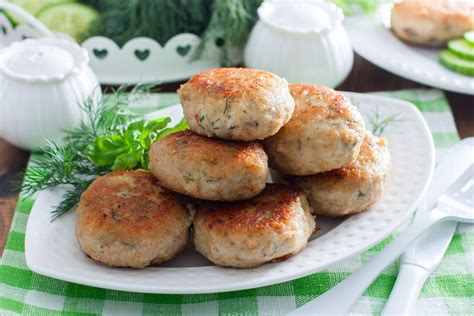 Вкусные рыбные котлеты - Arecipes