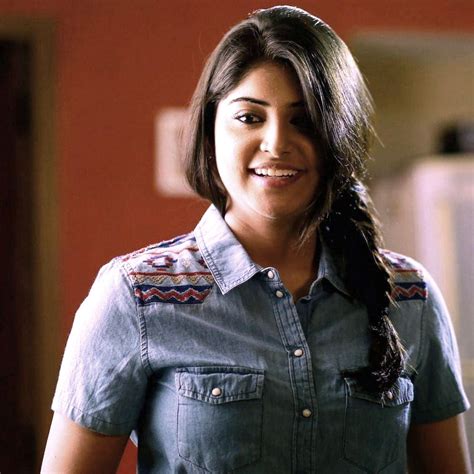 Manjima Mohan Malayalam Hottish Photos New Actress