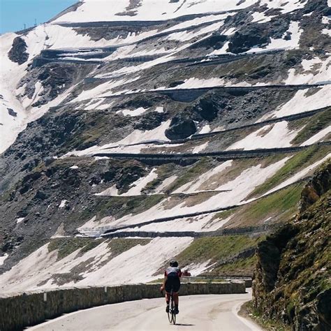 Beautiful Italy Stelvio Pass Italy 3000 M Of Elevation Facebook