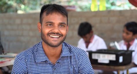 Odisha Anil Pradhan Innovation School Owner मिलिए अनिल प्रधान से जो गांव के बच्चों का बदल रहे