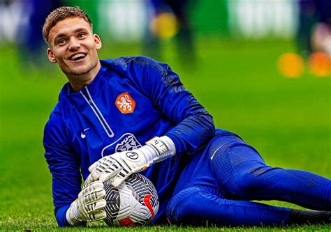 Bart Verbruggen Krijgt Voorkeur Boven Justin Bijlow Bij Oranje