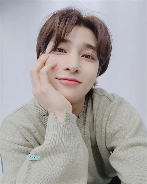 이한결 Lee Han Gyul On Instagram 이쁜 척 좀 했습니다 ㅋㅋㅋ”