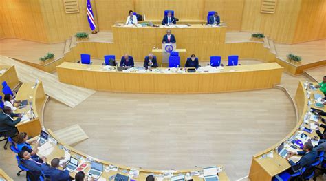 Parlamento Diplomas Do Sector Da Justiça Retirados Da Agenda Para