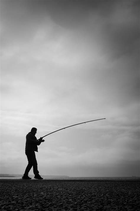 무료 이미지 바다 실루엣 구름 검정색과 흰색 화이트 거리 사진술 어업 어둠 검은 단색화 가로 사진 플리커 도마 올림포스 산 Omd 후지