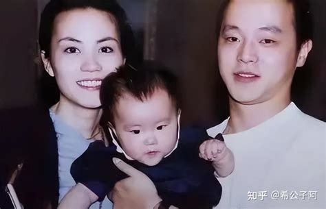 著名摄影师高原：从王菲手里夺爱，与窦唯离婚后，独自一人抚养女儿，如今怎么样了？ 知乎