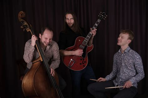 43 Würzburger Gypsy Jazz Session Mit „your Daily Jazz Trio