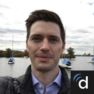 Dr Ian Ferguson Md Mill Creek Wa Dermatologist Us News Doctors
