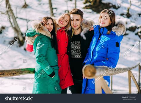 Friends Three Girls One Boy Standing库存照片510806083 Shutterstock