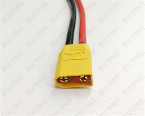 Разъем питания Amass Xt90h M с силиконовым проводом 10awg 500мм