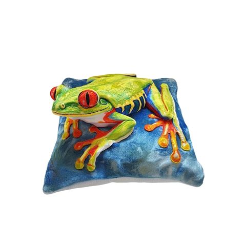 Gray Foam Nest Tree Frog Psd High Quality Free Psd Templates For