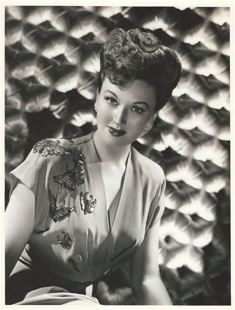 Ginny Simms At Mgm 1944 Oversized Portrait Walterfilm