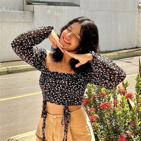 Helem Helem Joana • Threads Say More