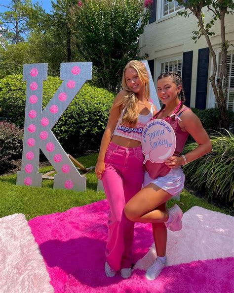 Kappa Delta R Sorority Girls