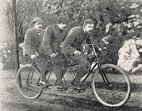 20 Triplets Drawing Stock Illustrations Royalty Free Vector Graphics And Clip Art Istock