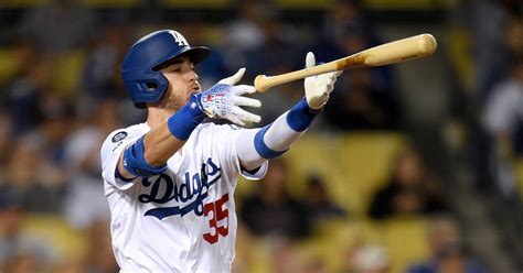 Cody Bellinger Makes History With Walk Off Home Run True Blue La